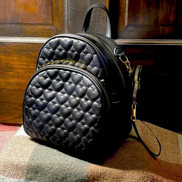 Deluxity Los Angeles | Bags | Black Vegan Leather Mini Backpack 2 Piece ...